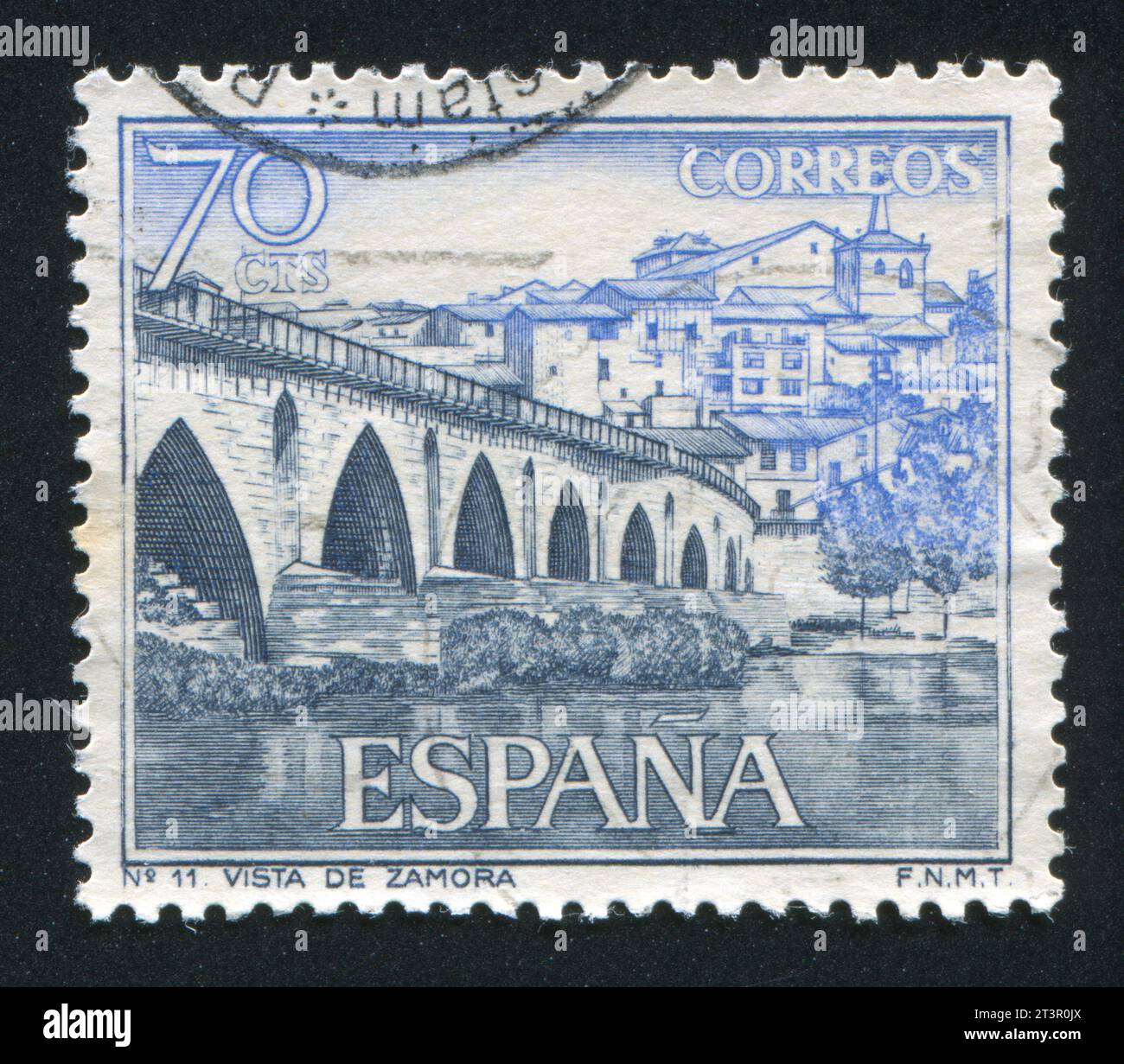 SPAIN - CIRCA 1965: stamp printed by Spain, shows Bridge in Zamora ...