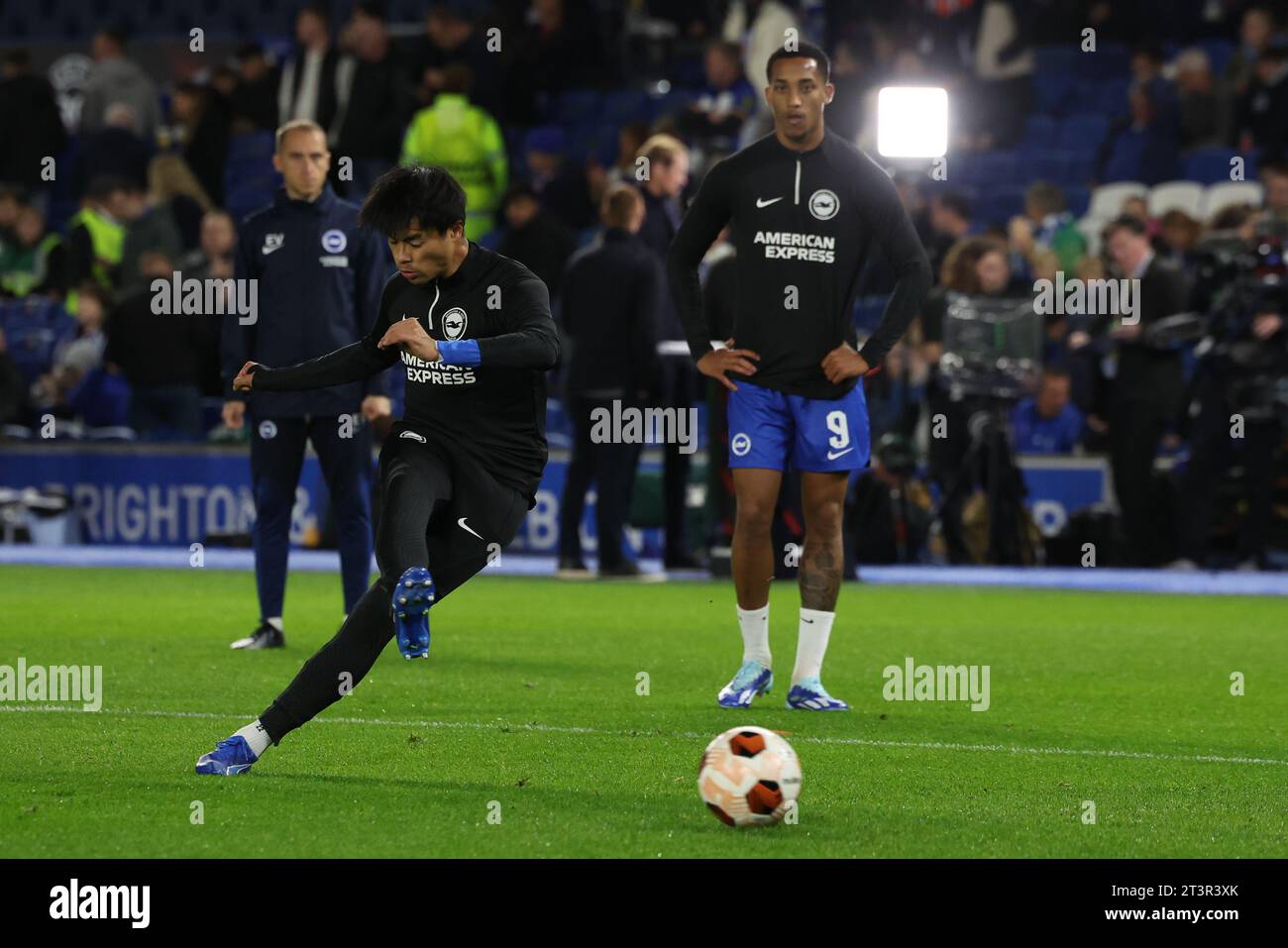 Karou mitoma hi-res stock photography and images - Alamy