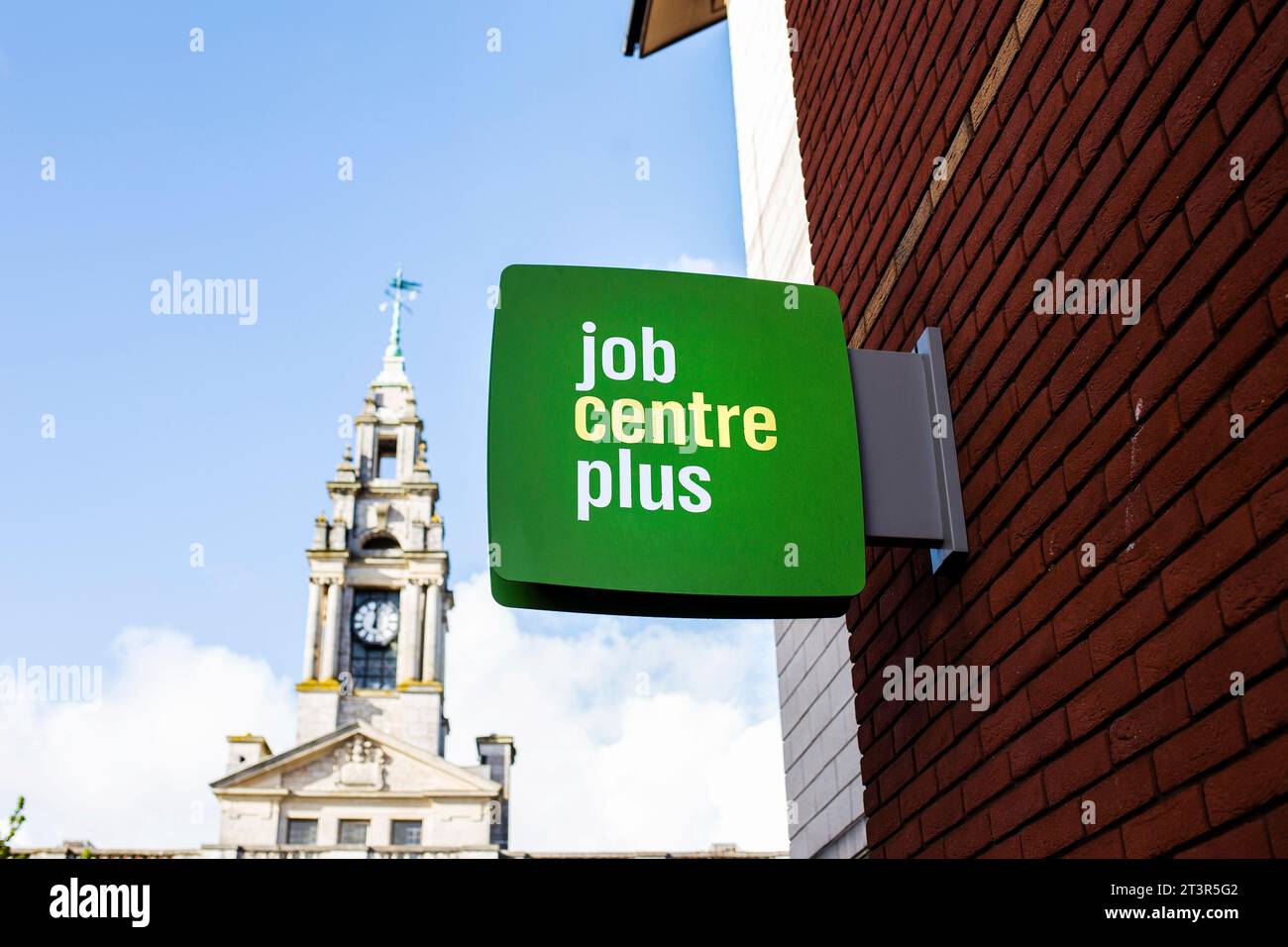 U k benefits system hi-res stock photography and images - Alamy