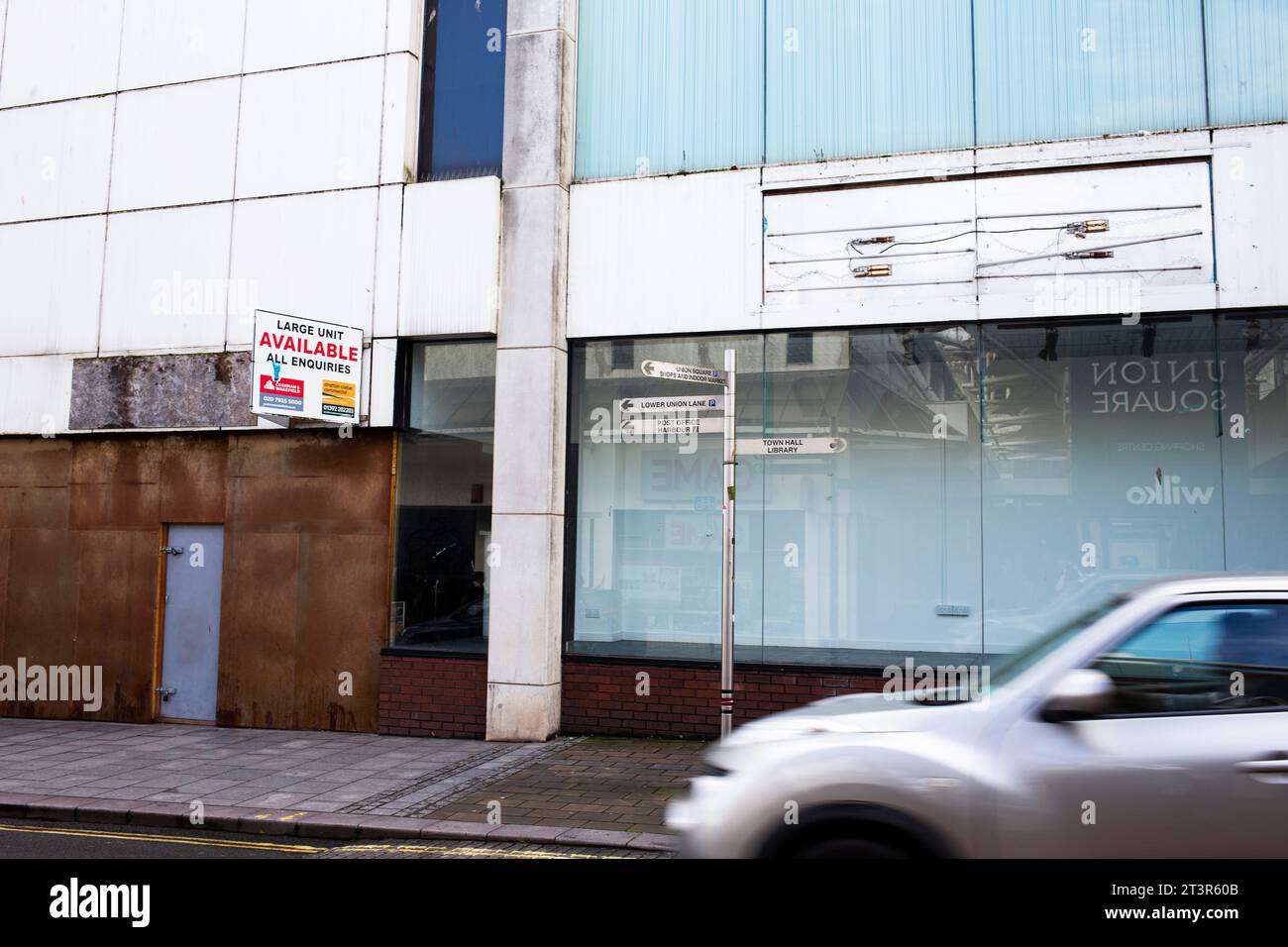 Cross section of signage hi-res stock photography and images - Alamy