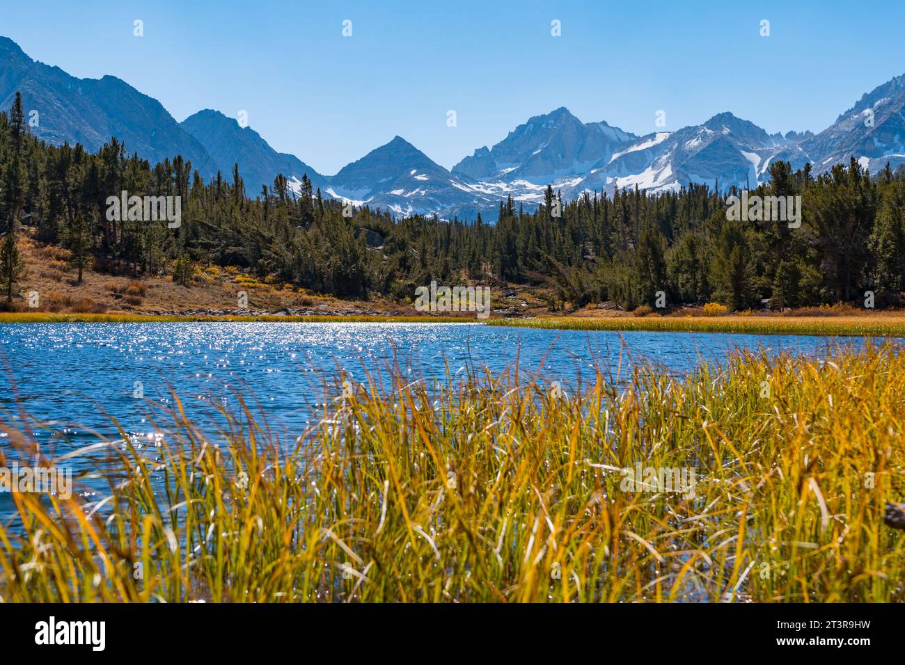 Hiking in Little Lakes Valley in the Eastern Sierra Nevada Mountains ...