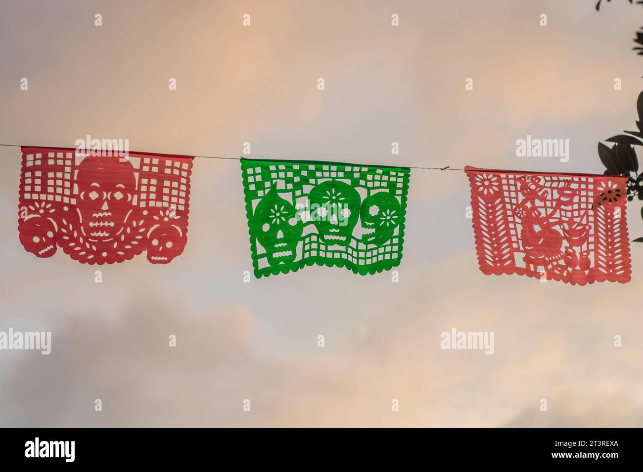 theatrical performance tells the story of día de los muertos with its ...