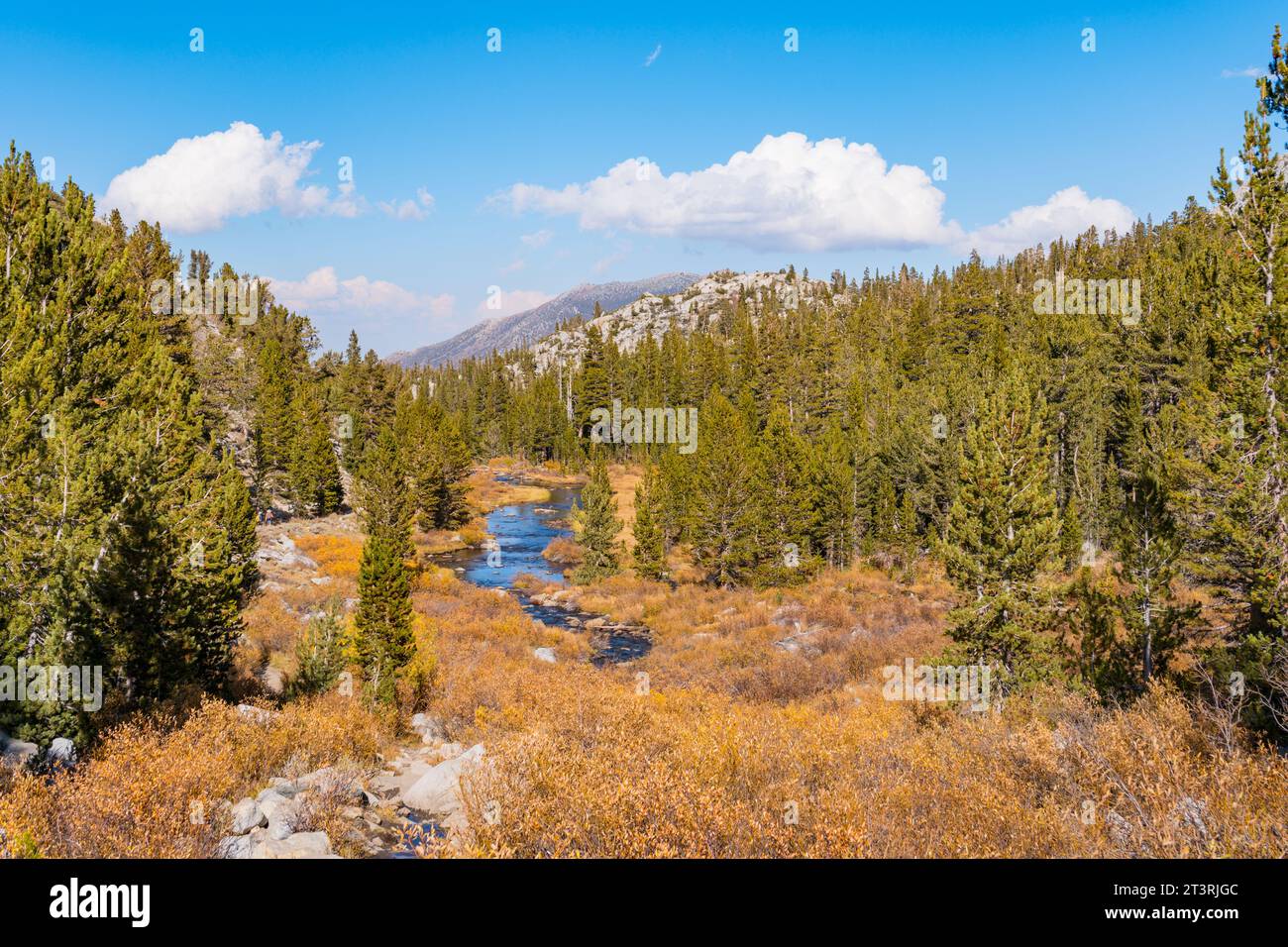 Hiking in Little Lakes Valley in the Eastern Sierra Nevada Mountains ...