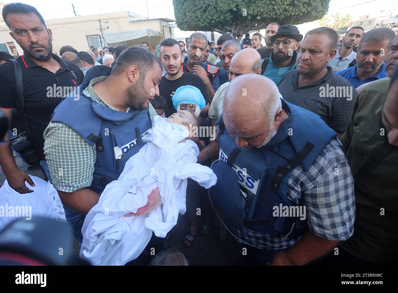 Hamza Al-Dahdouh the son of Al-Jazeera correspondent Wael Al-Dahdouh ...