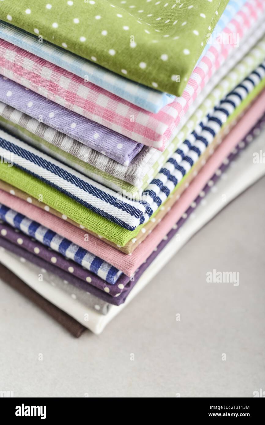 Kitchen textiles hi-res stock photography and images - Alamy