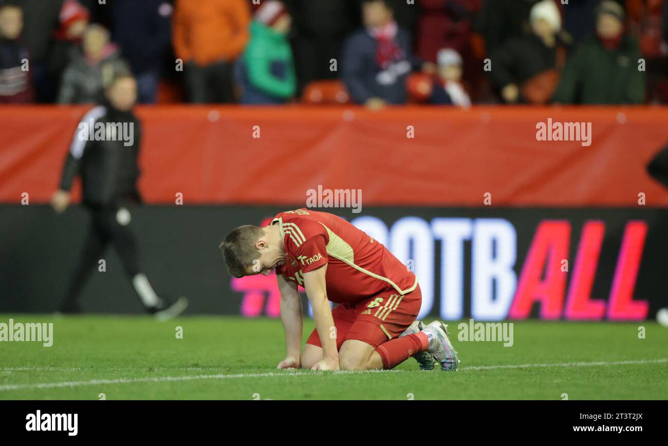 Aberdeen's Stefan Gartenmann reacts following defeat during the UEFA ...