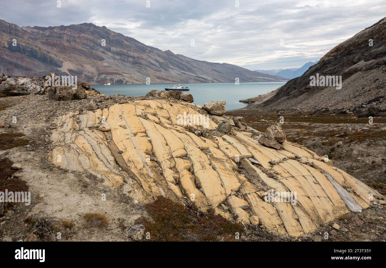 Zebra dolomite hi-res stock photography and images - Alamy