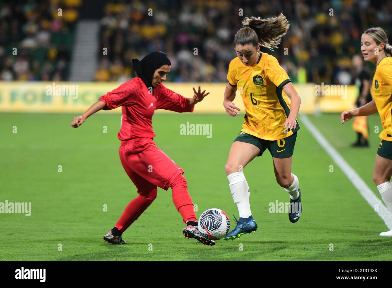 Perth, Australia. 26th Oct, 2023. Zahra Sarbali (L) of the Islamic ...