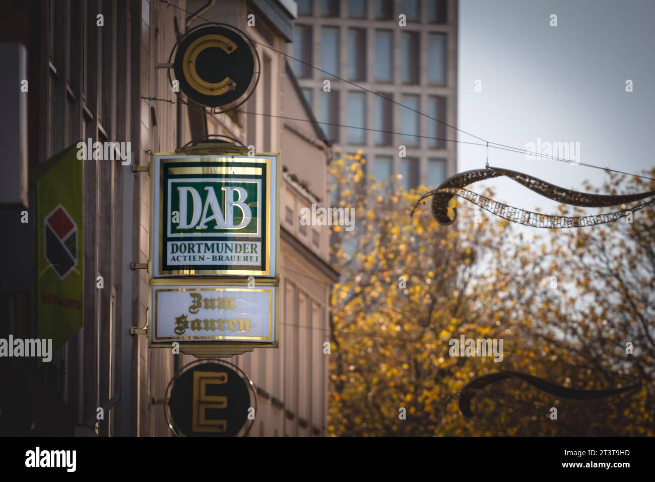 Dab beer logo hi-res stock photography and images - Alamy
