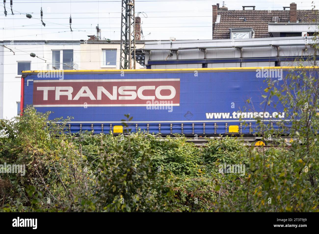 Picture of a sign with the logo of Transco Logistics on a lorry being ...