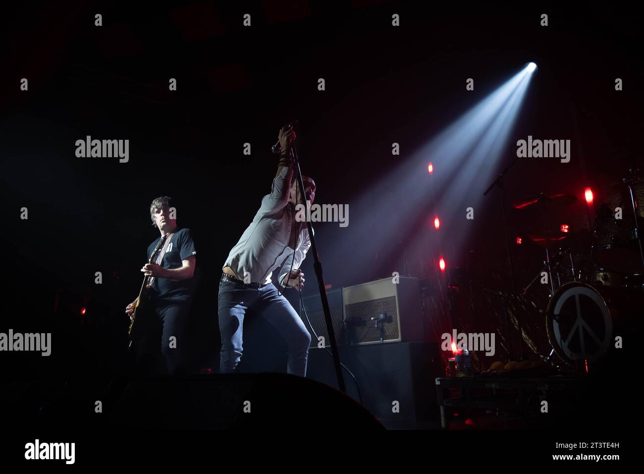 Photographs of Rick Witter of Shed Seven performing at Barrowland ...