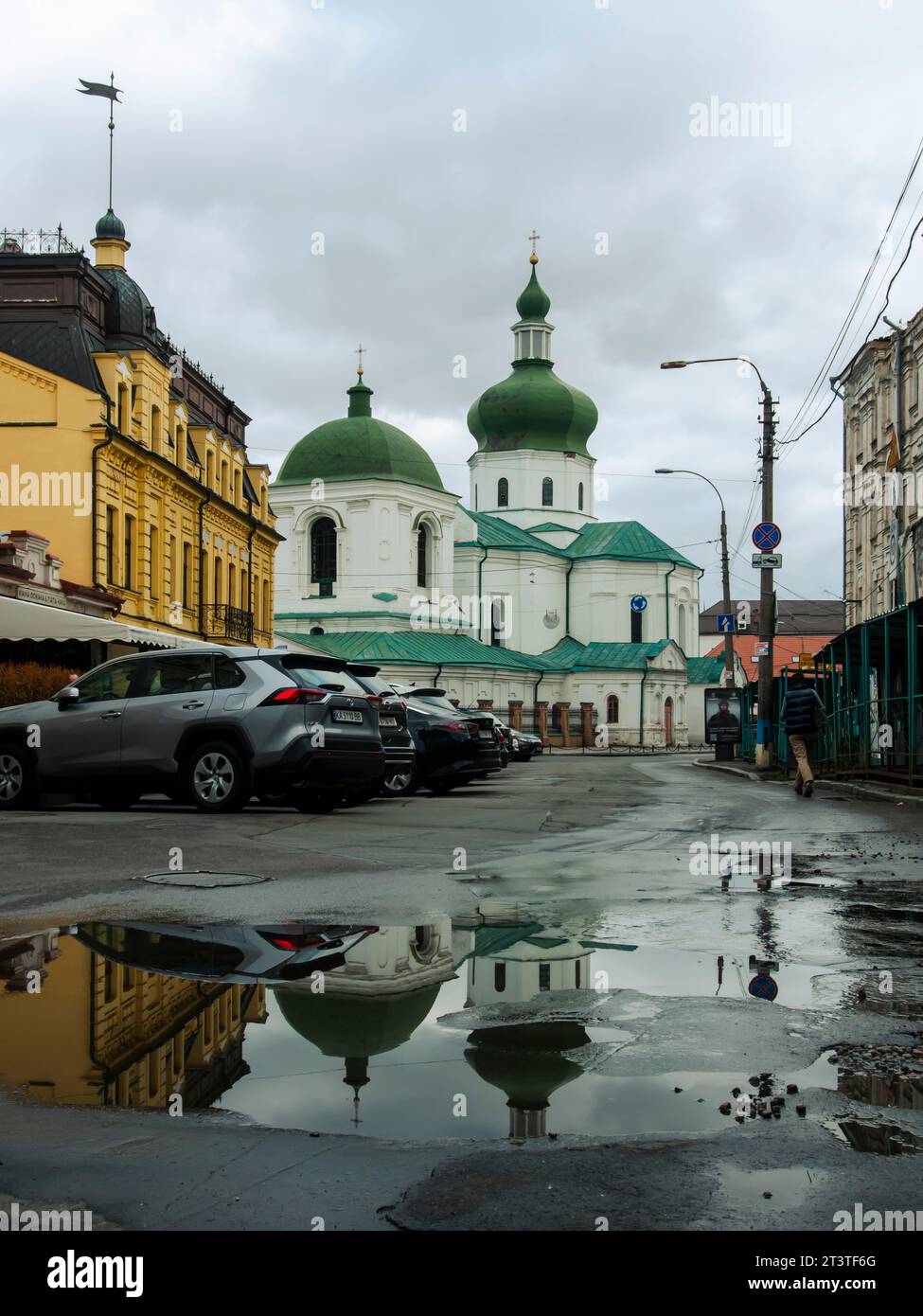 Downtown of Kyiv, Ukraine in sunny day. Views of historic architecture ...
