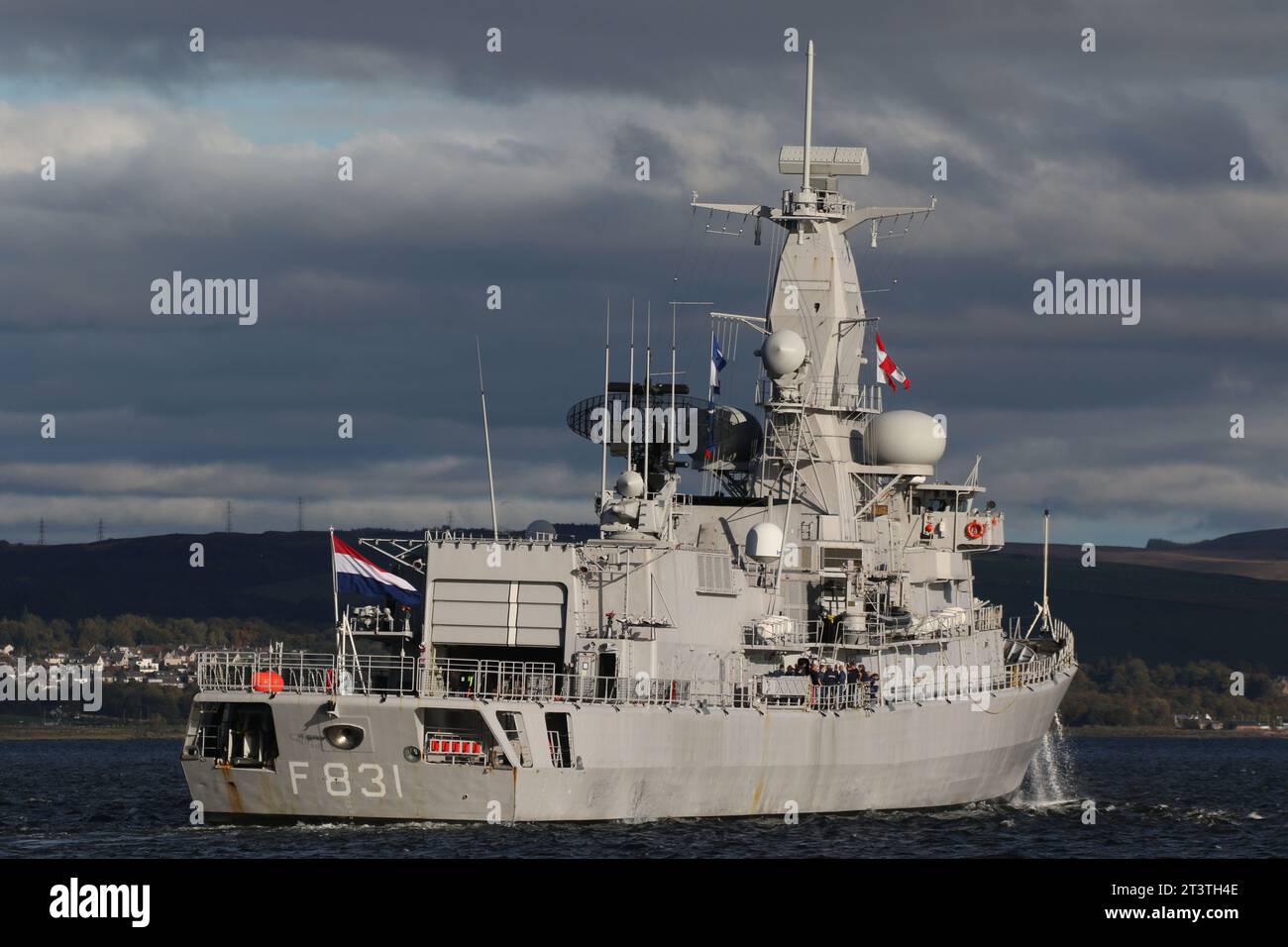 Multi purpose warship hi-res stock photography and images - Alamy