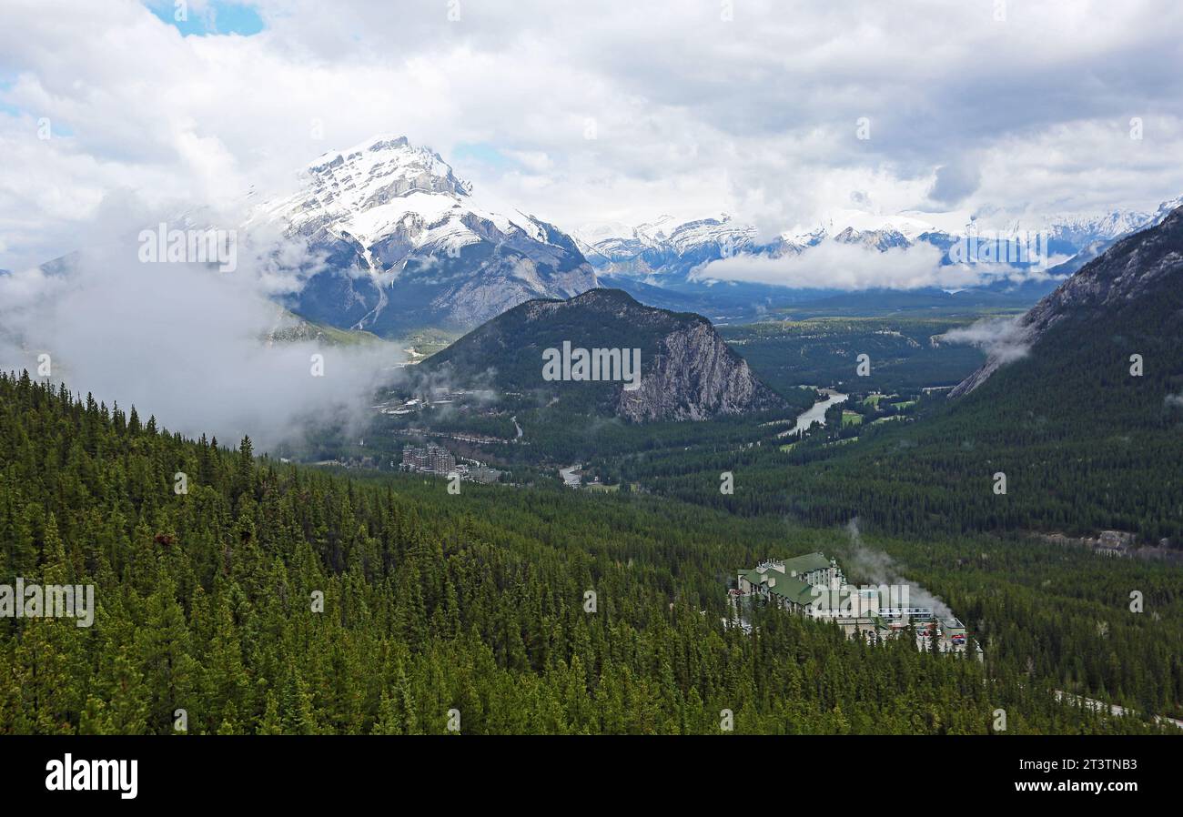 Cascade Mountain and Tunnel Mountain - Banff National Park, Canada Stock Photo - Alamy