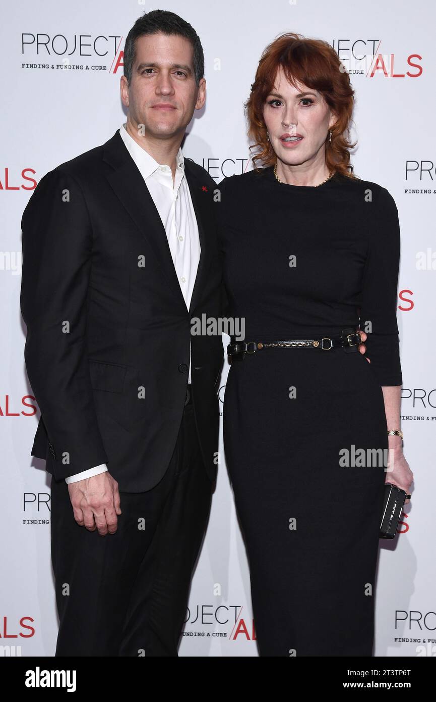 New York, USA. 26th Oct, 2023. (L-R) Panio Gianopoulos and Molly ...