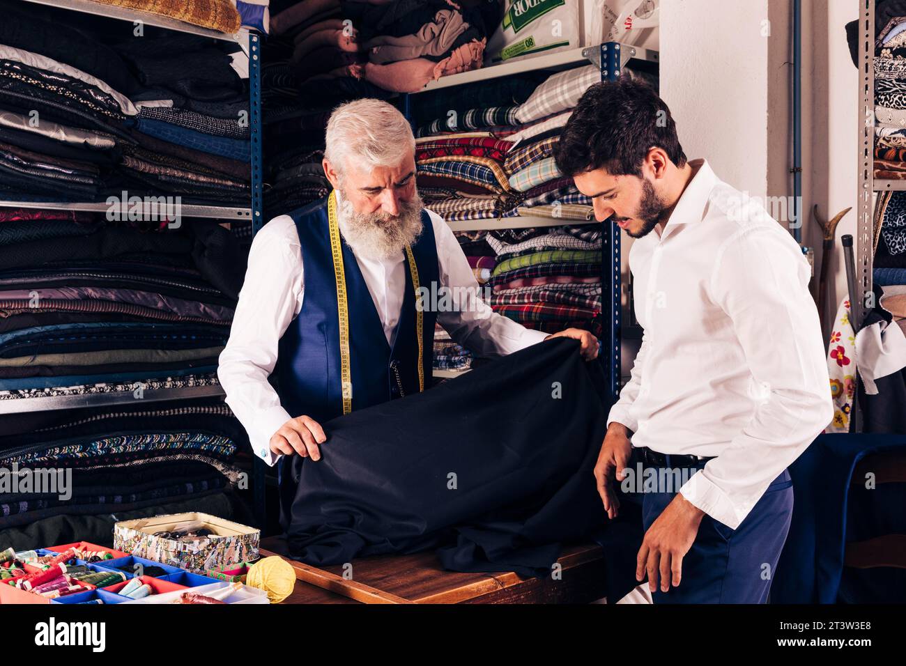 Customer behaviour hi-res stock photography and images - Alamy