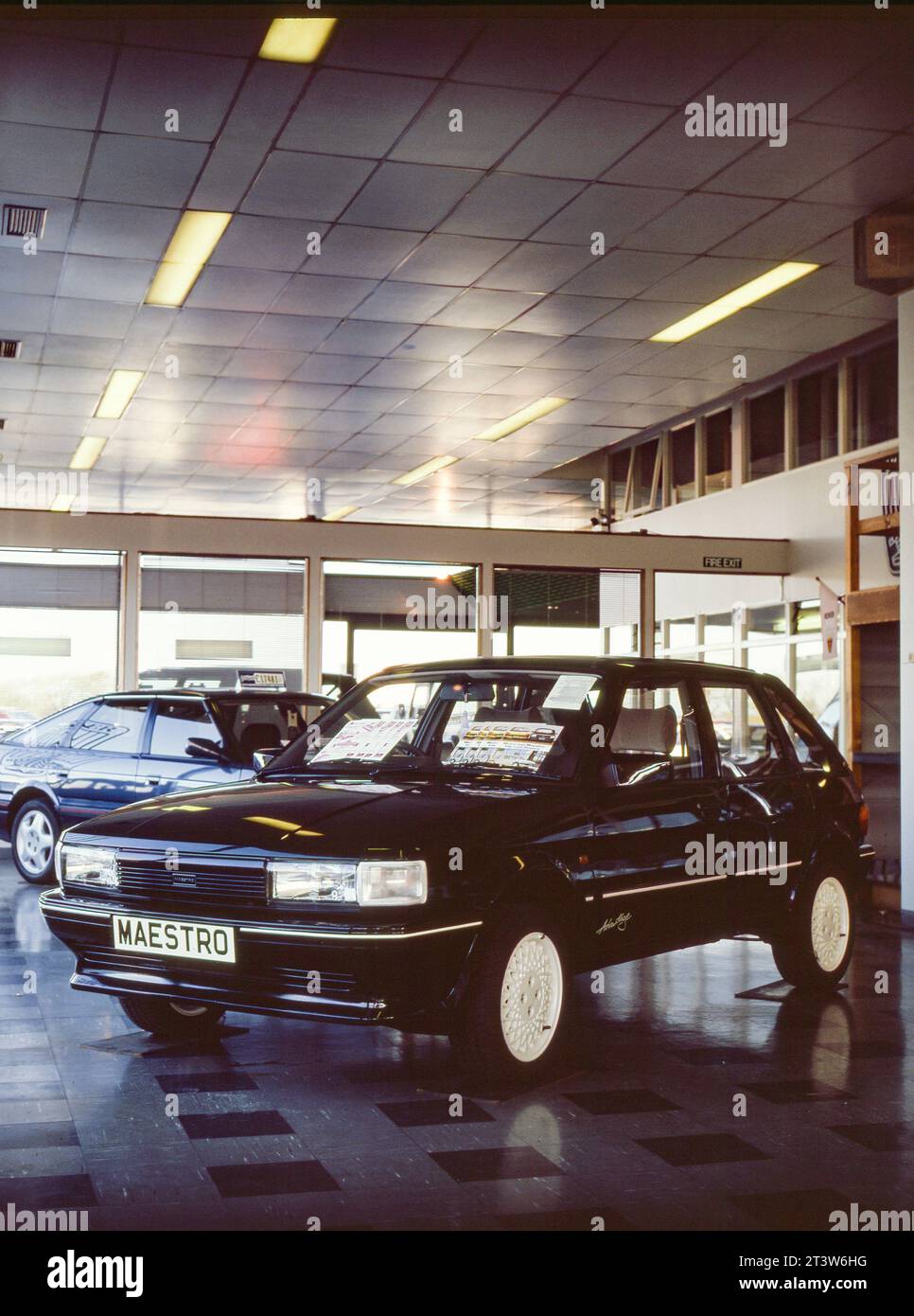 1980's Car Showroom Stock Photo - Alamy