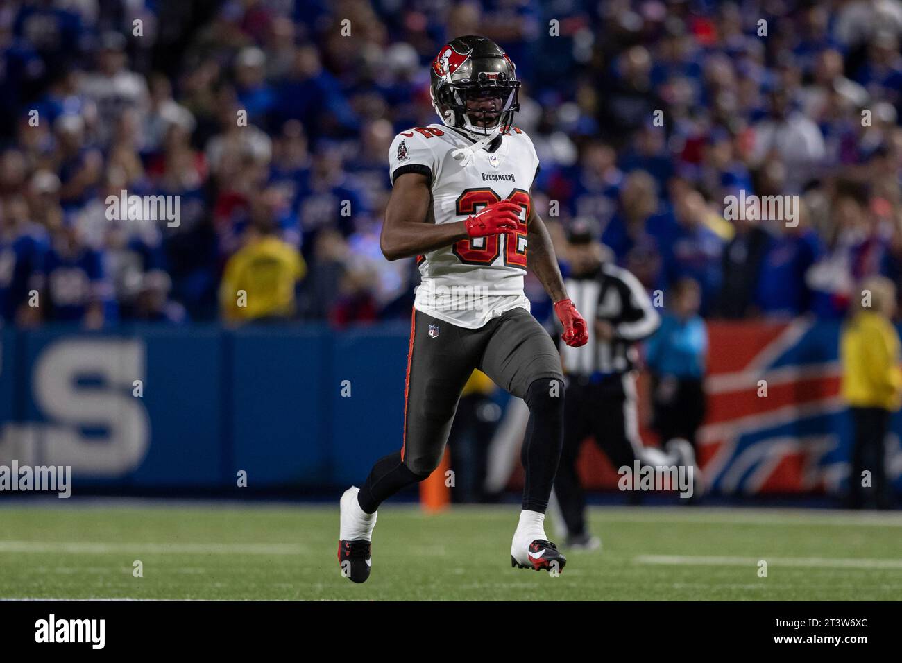 Tampa Bay Buccaneers safety Josh Hayes (32) covers a kick during an NFL ...