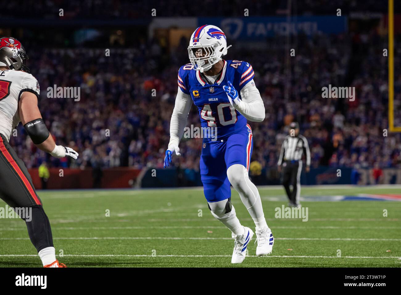 Buffalo Bills linebacker Von Miller (40) defends during an NFL football ...