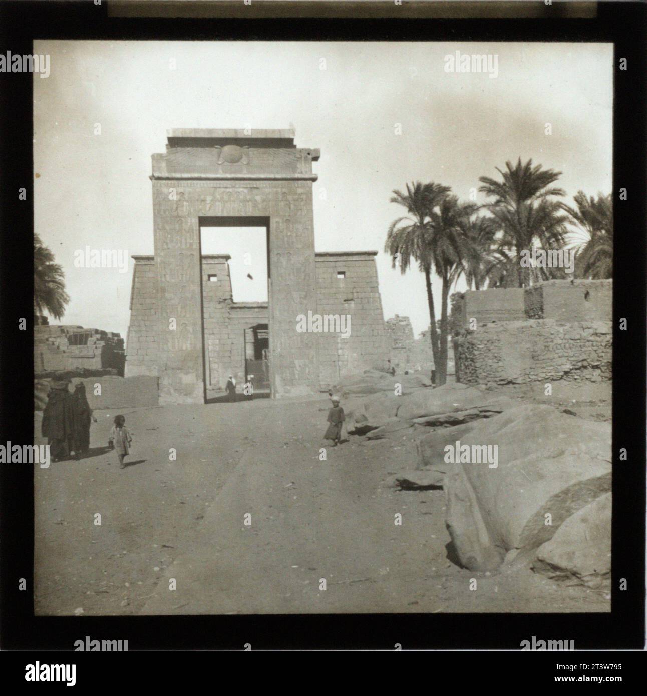 Karnak Temple at Luxor - 1920s Cairo, Egypt Stock Photo - Alamy