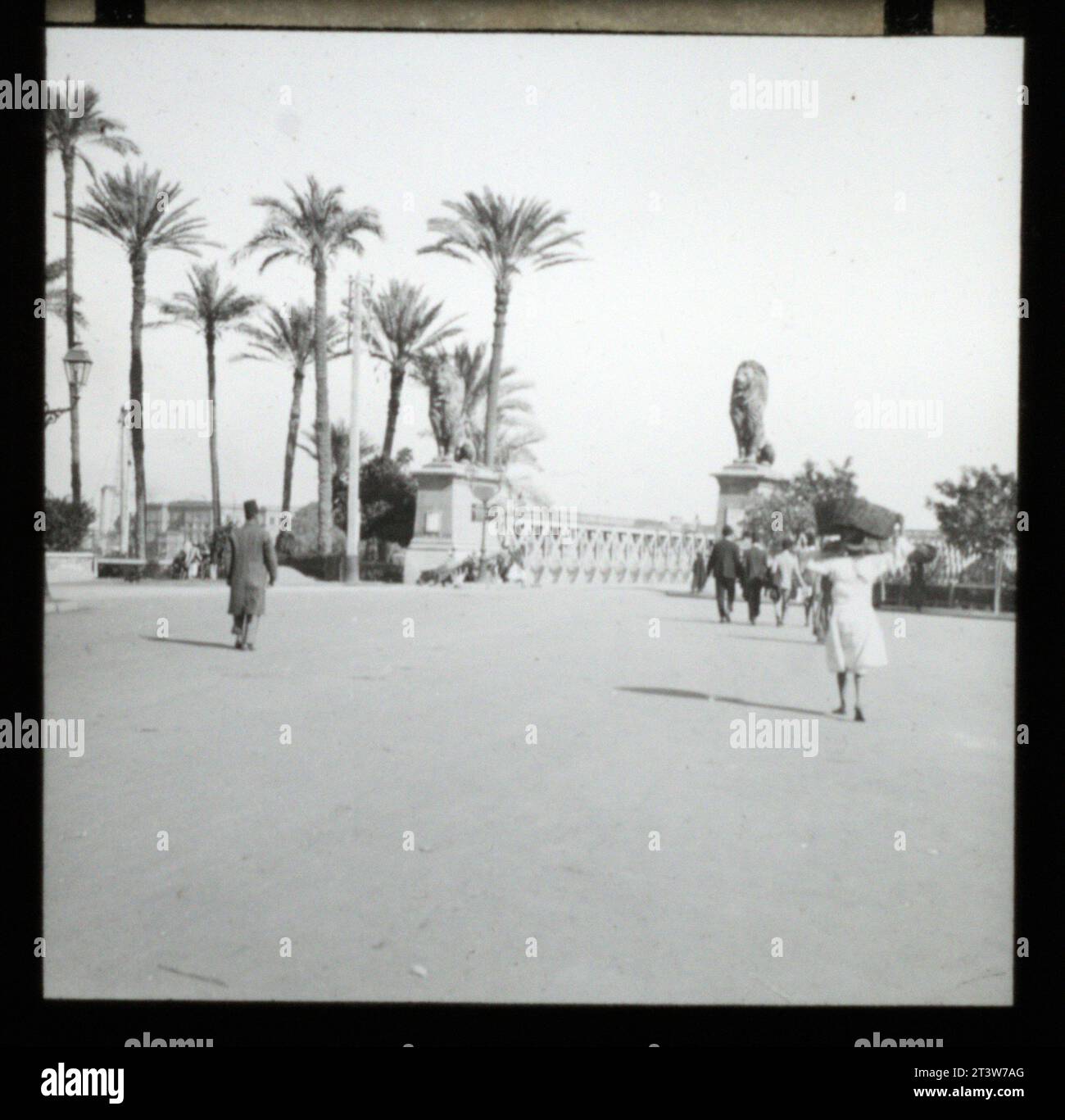 Kobri el-Gezira Bridge - 1920s Cairo, Egypt Stock Photo - Alamy