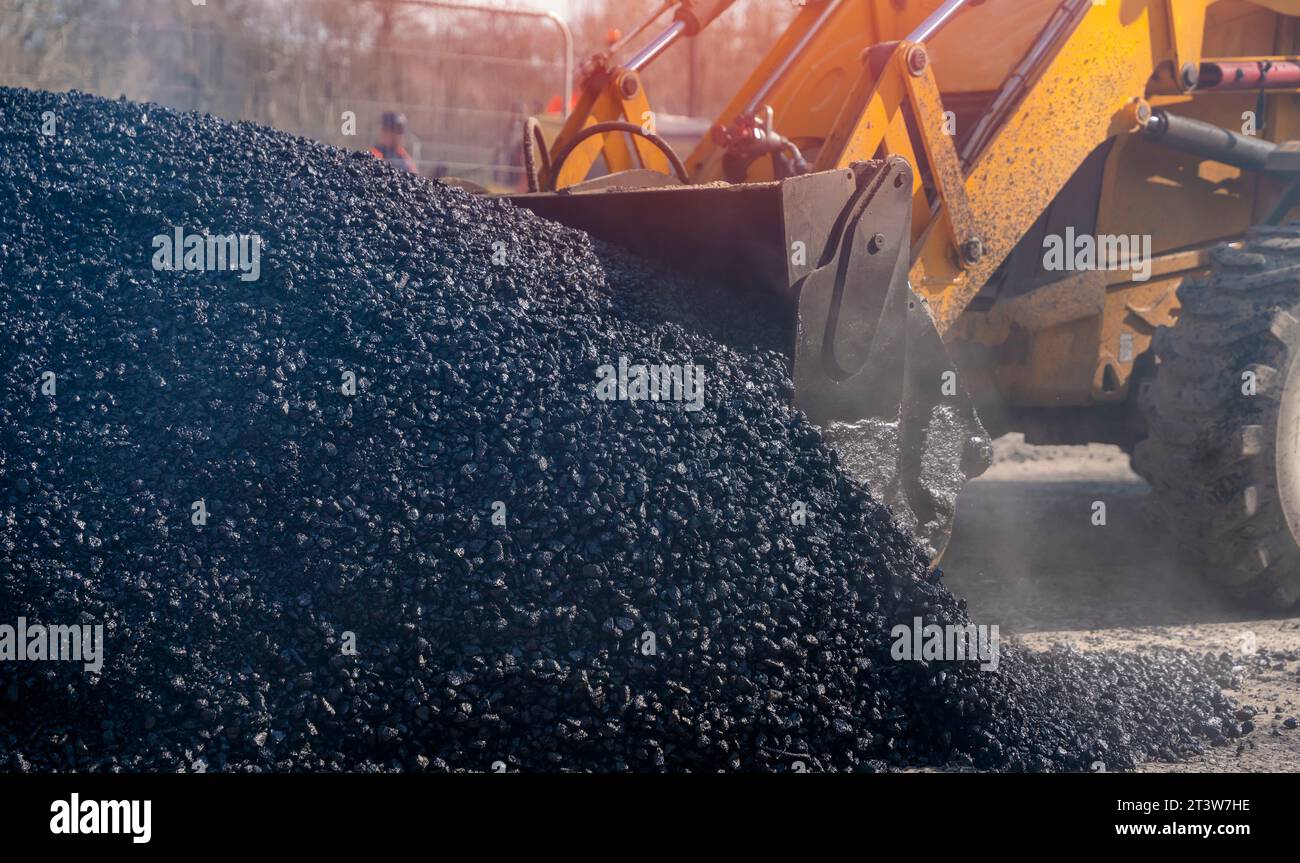 Roadworkers hi-res stock photography and images - Alamy