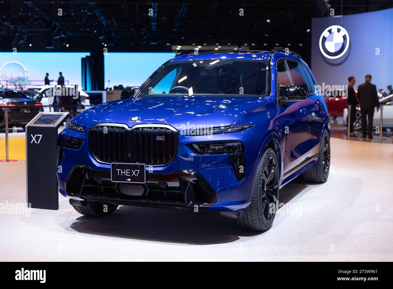 Tokyo, Japan. 25th Oct, 2023. BMW X7 on display at BMW exhibition area ...