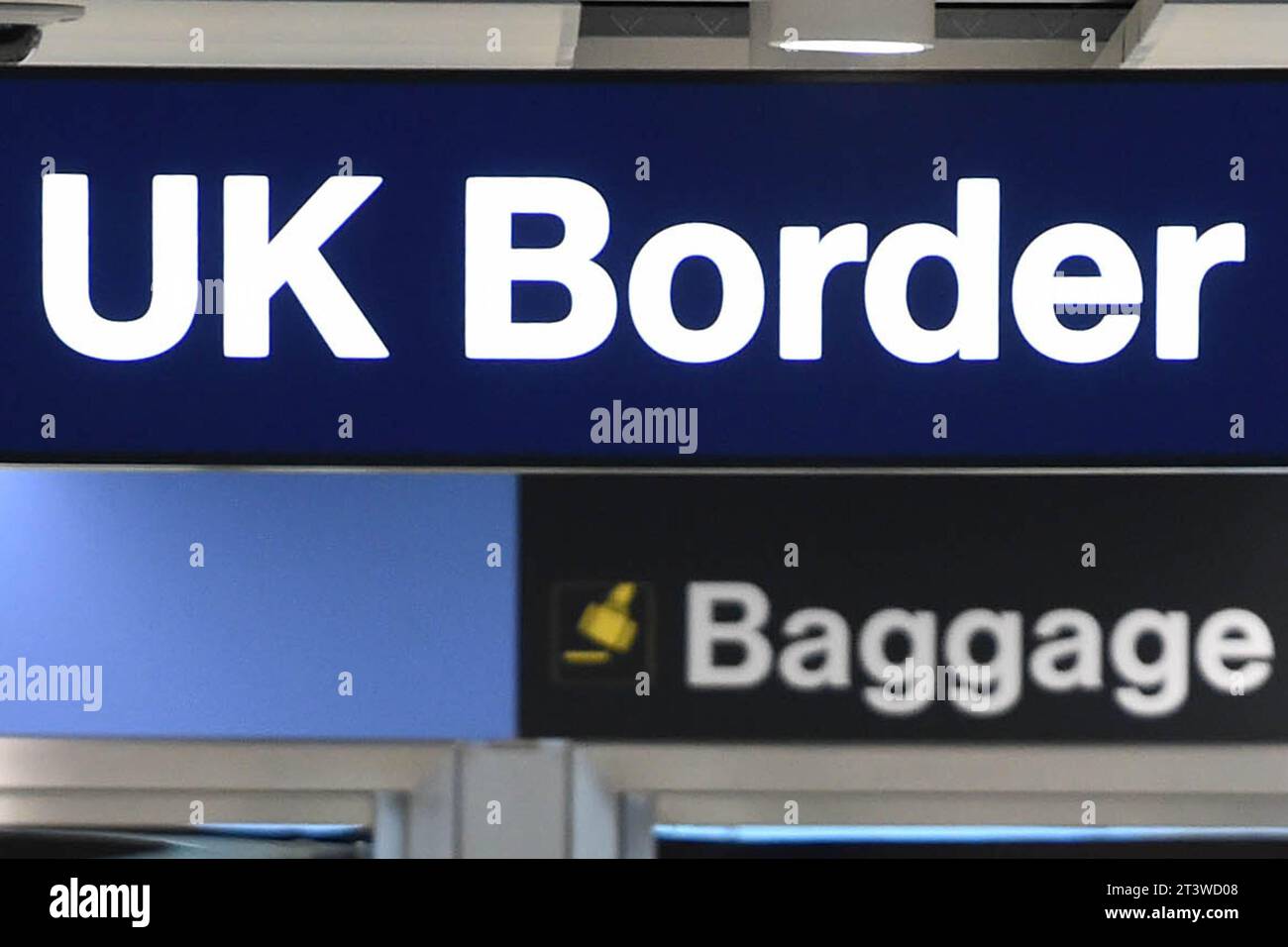 File photo dated 28/12/22 of a UK Border sign, as a "huge challenge ...