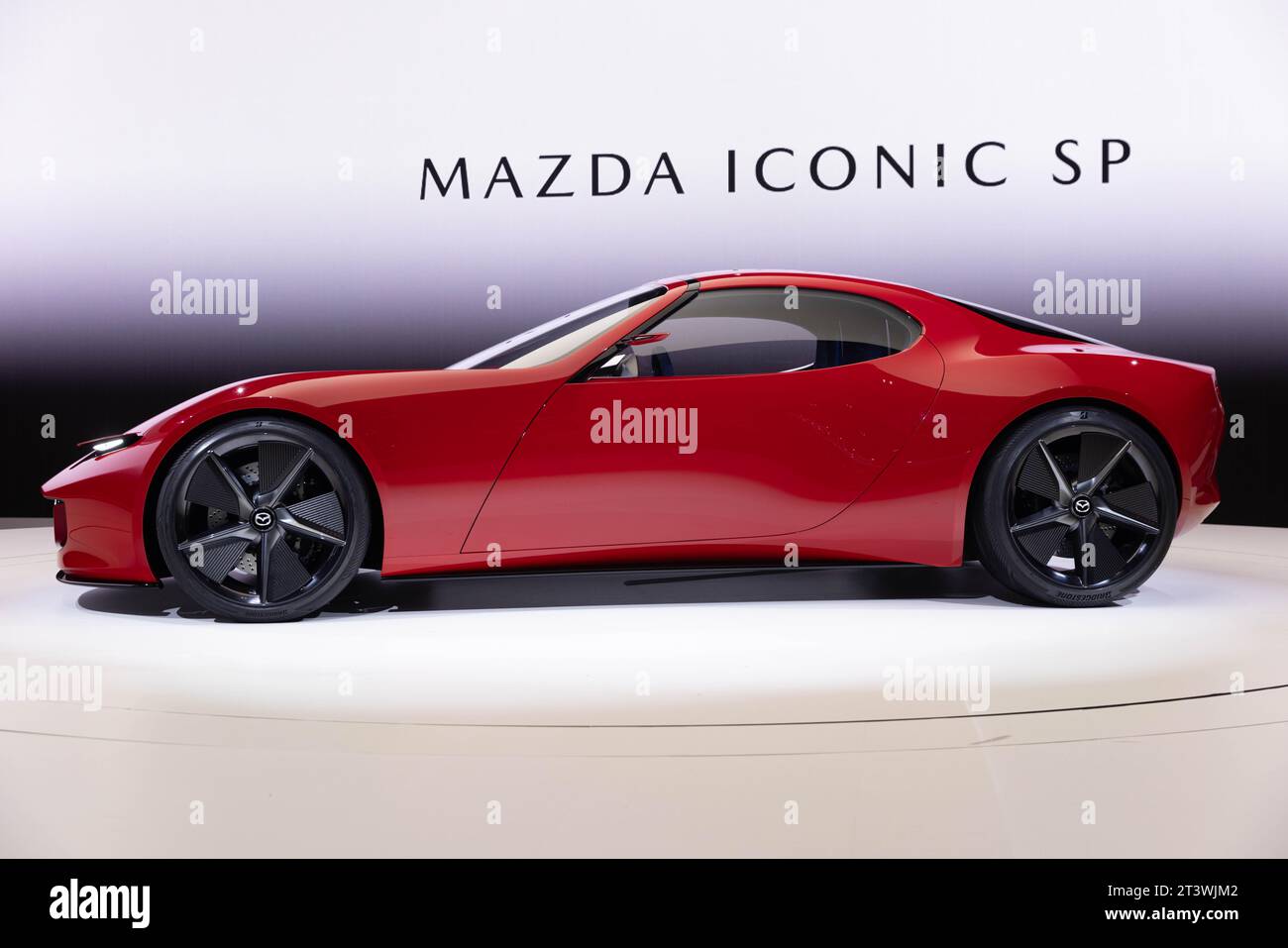 Mazda iconic sp hi-res stock photography and images - Alamy Mazda iconic sp hi-res stock photography and images - Alamy