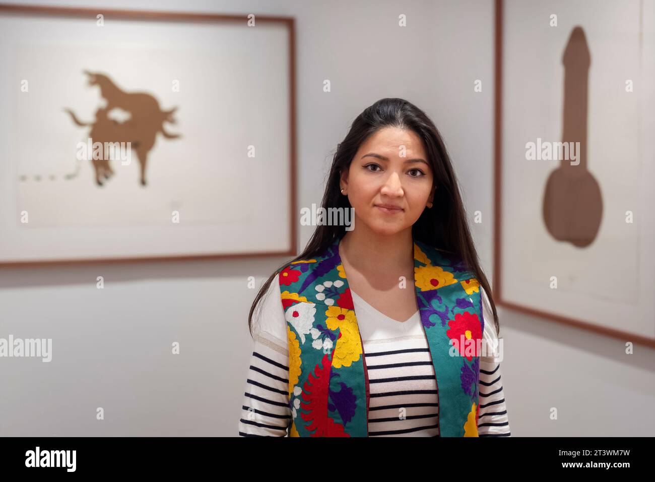 The Afghan artist Kubra Khademi in the exhibition Pablo Picasso Suite ...