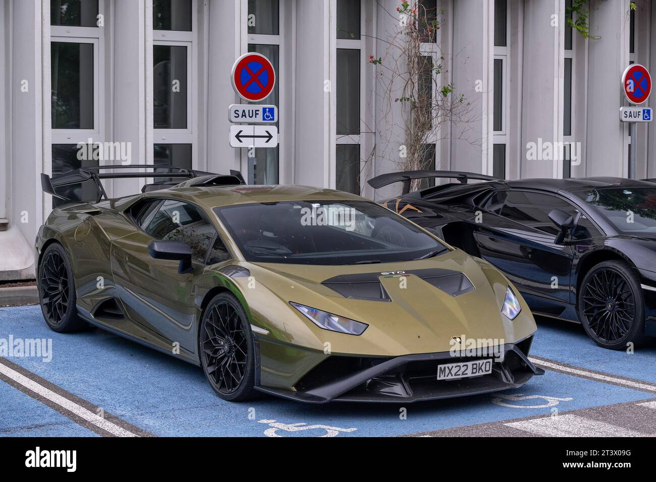 Brown Lamborghini Huracán STO parked on the street Stock Photo - Alamy