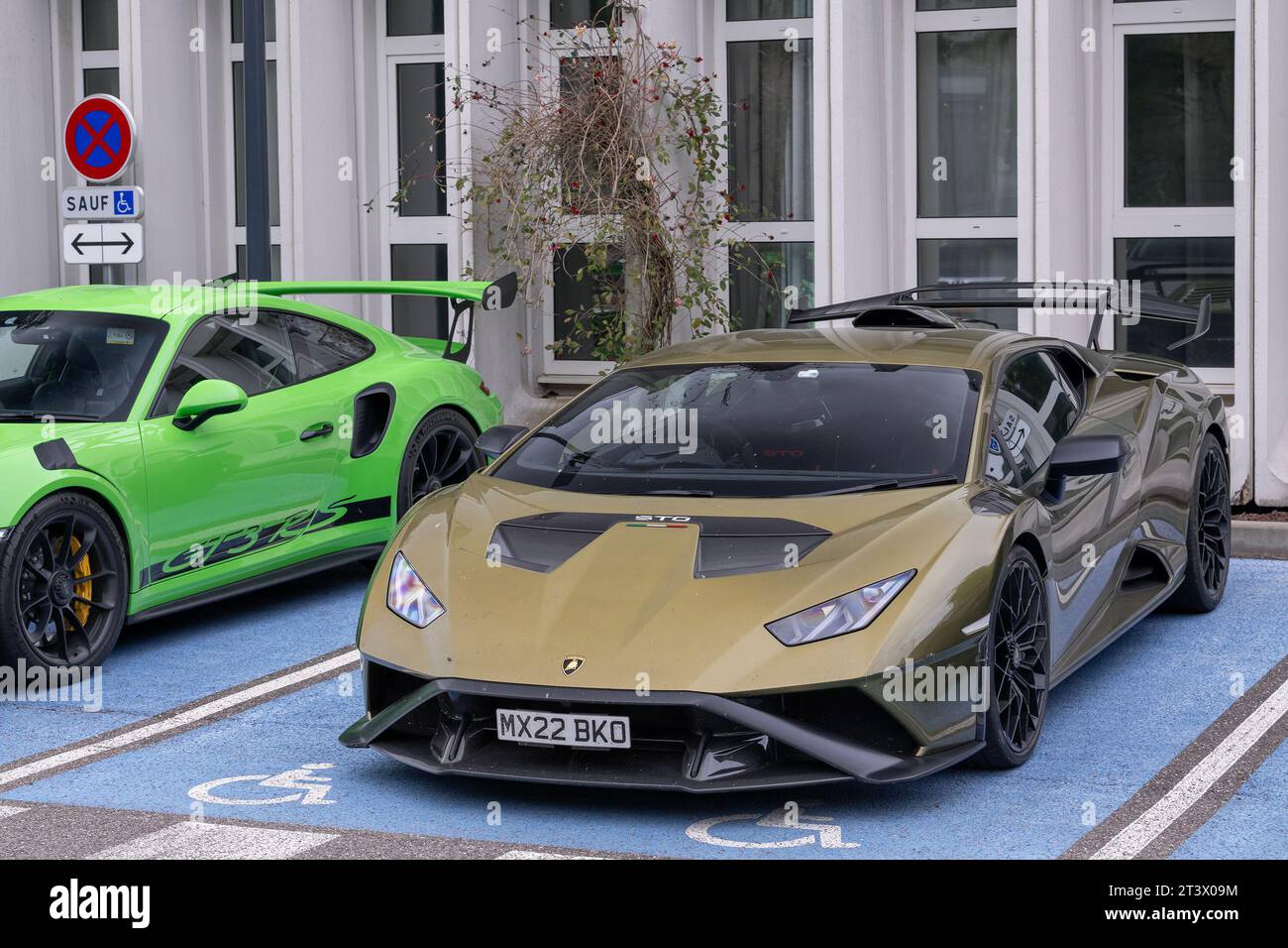 Brown Lamborghini Huracán STO parked on the street Stock Photo - Alamy