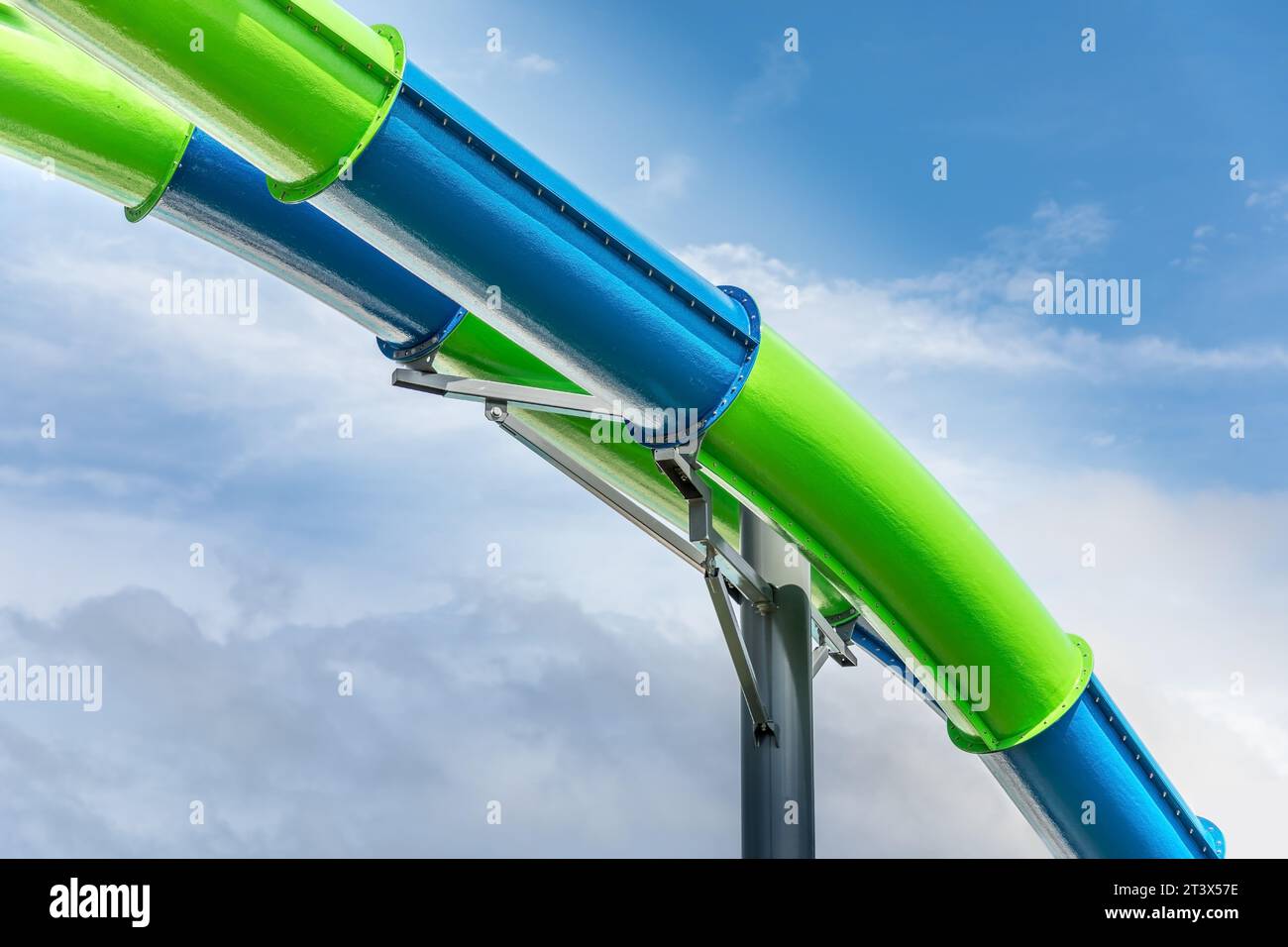 Outdoor pool with water slide hi-res stock photography and images - Alamy