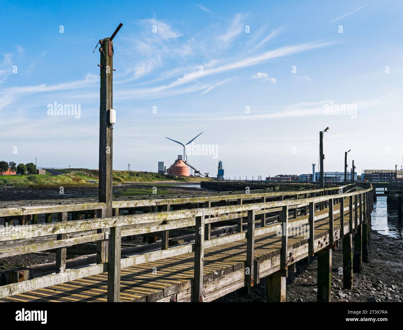 Blyth coal staithes hi-res stock photography and images - Alamy