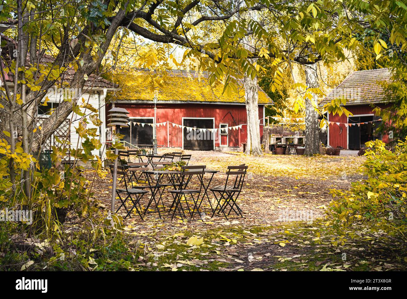 Beautiful fall farm hi-res stock photography and images - Alamy