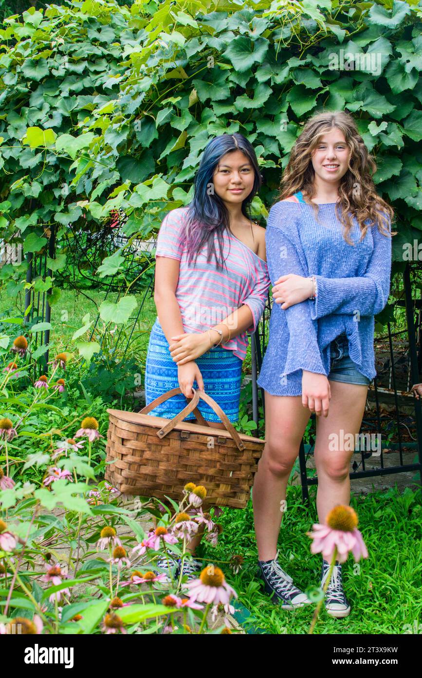 Posing jersey hi-res stock photography and images - Alamy