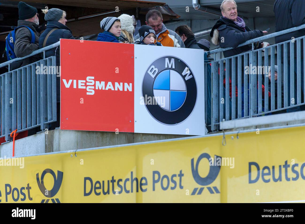 Sponsoring sport hi-res stock photography and images - Alamy