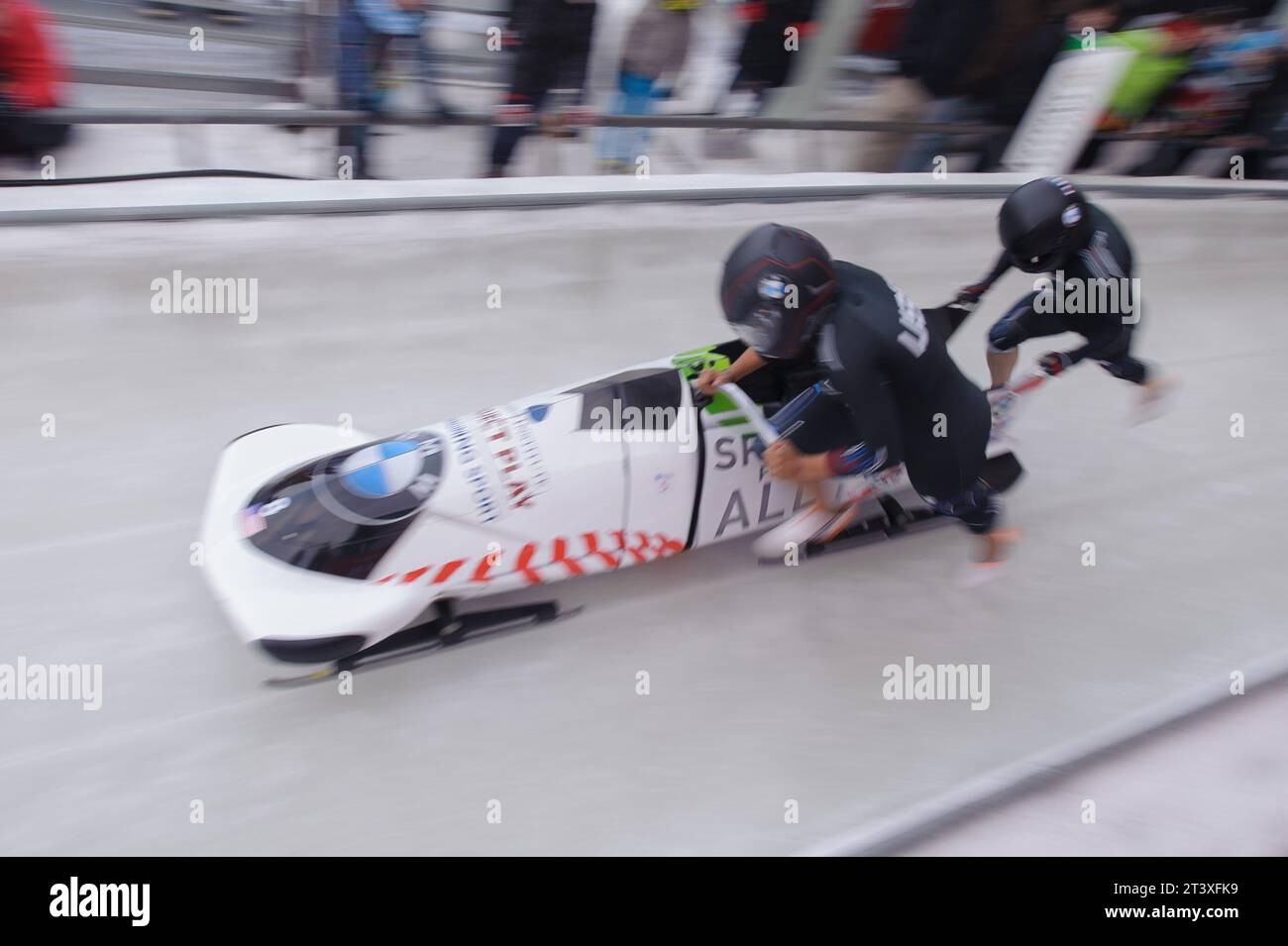 Jasmine Fenlator und NatalieDeratt USA 2er Bob BMW FIBT World ...