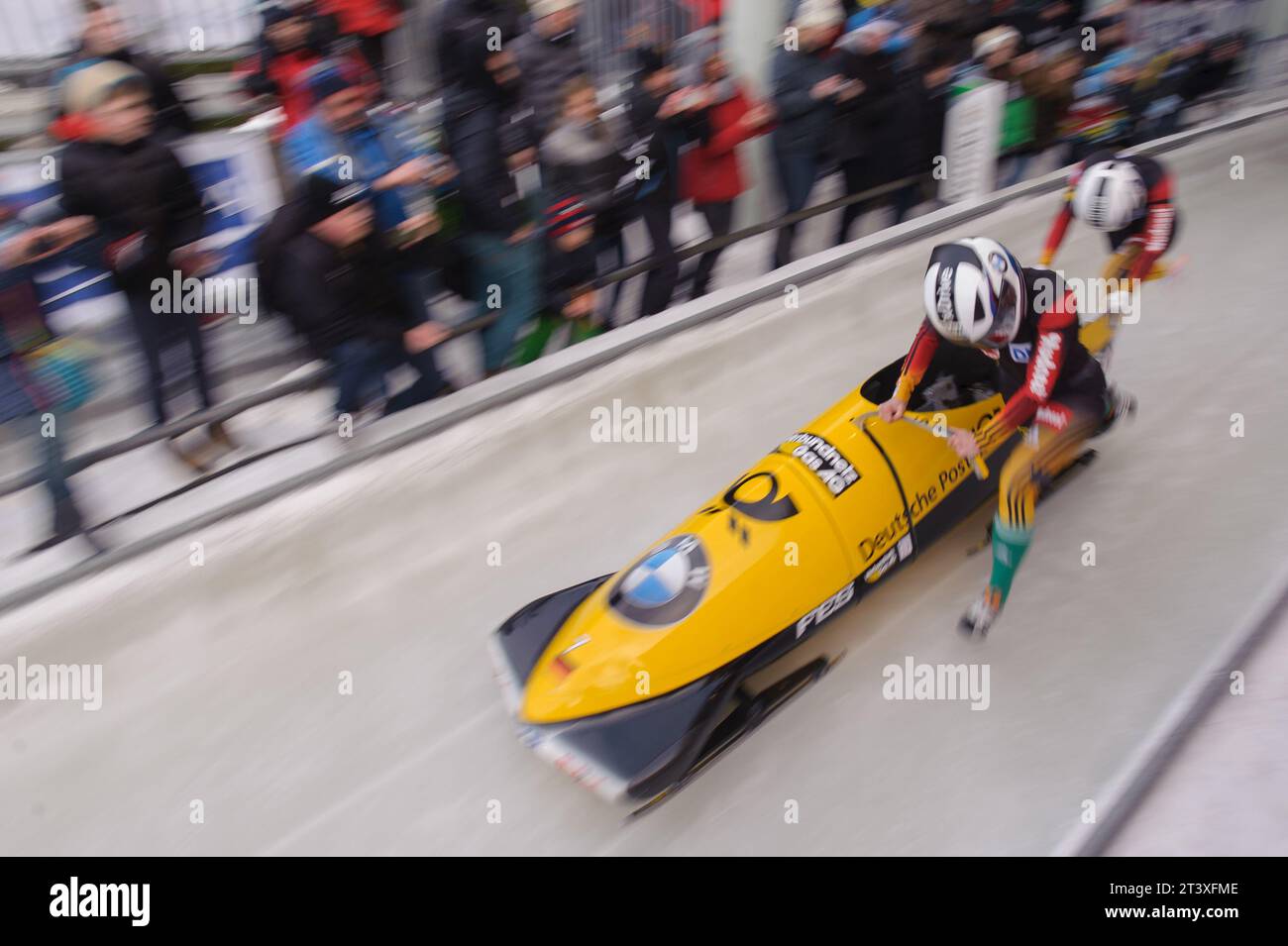 Miriam Wagner und Lisa Marie Buckwitz 2er Bob BMW FIBT World ...