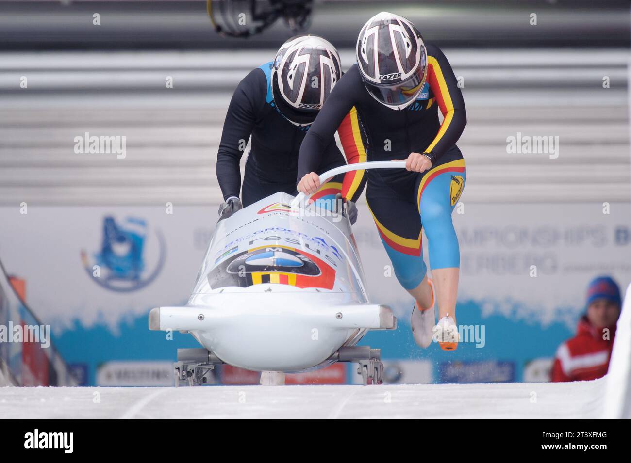 An Vannieuwenhuyse und Lies Defreyne BEL 2er Bob BMW FIBT World ...