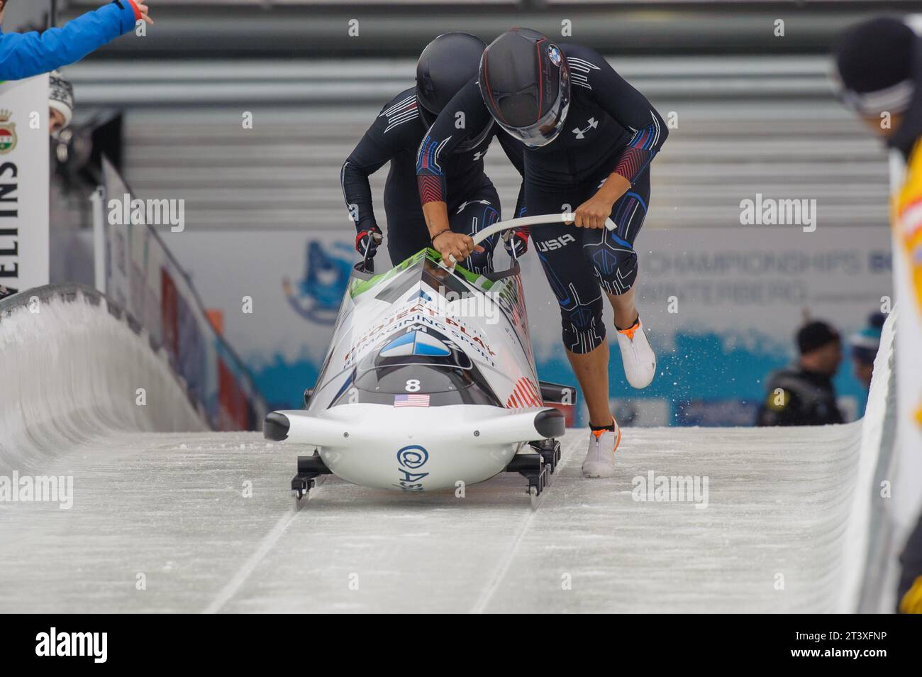 Jasmine Fenlator und Natalie Deratt USA 2er Bob BMW FIBT World ...