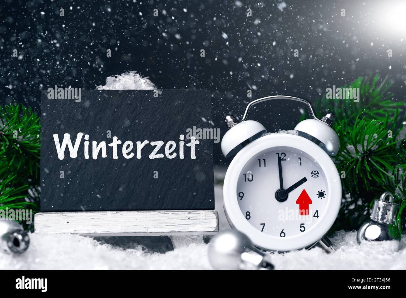 Kreidetafel ein zeichen hi-res stock photography and images - Alamy