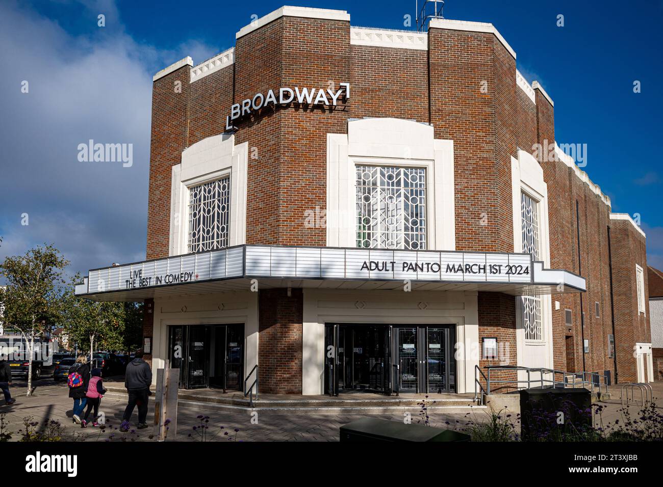 Art Deco Cinema - Letchworth Garden City Broadway Cinema and Theatre ...