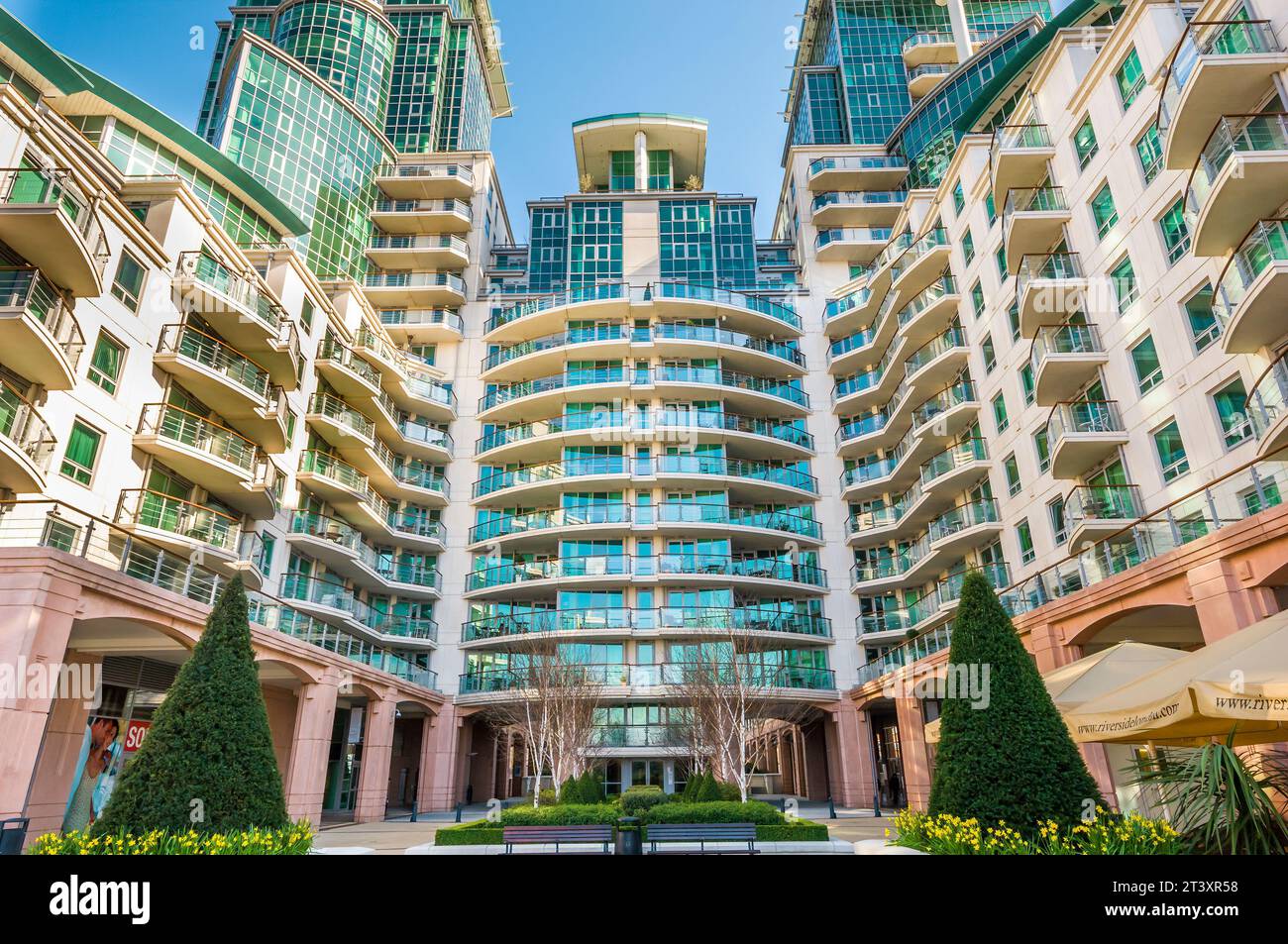 Nine elms wharf hi-res stock photography and images - Alamy