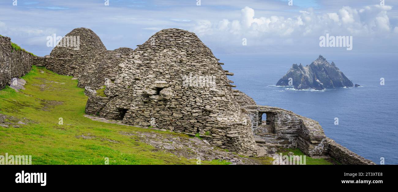 clochans, stone cells. monastery at the top, Skellig Michael island ...