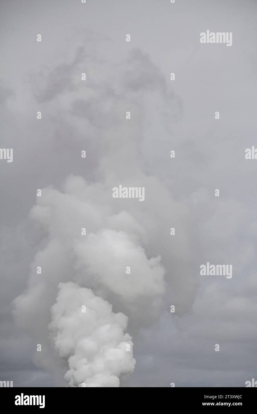 Soft sky texture hi-res stock photography and images - Alamy