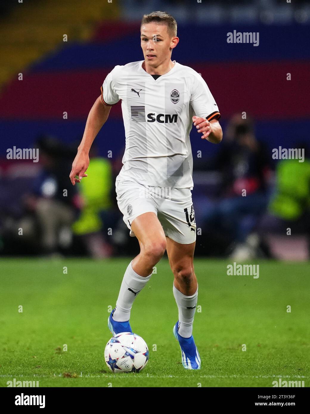 Barcelona, Spain. 25th Oct, 2023. Danylo Sikan of Shakhtar Donetsk ...