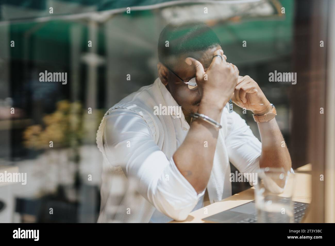 Cannot find solution hi-res stock photography and images - Alamy
