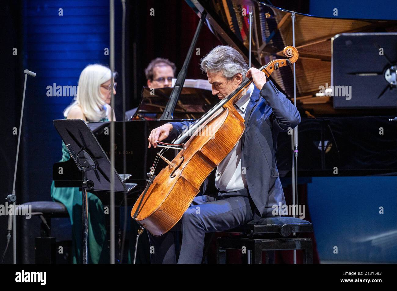 Benefizkonzert deutsches hi-res stock photography and images - Alamy