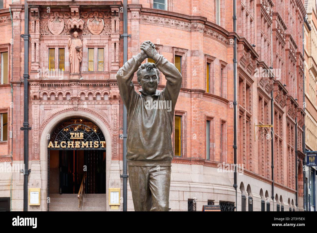 Brian clough statue nottingham england hi-res stock photography and ...